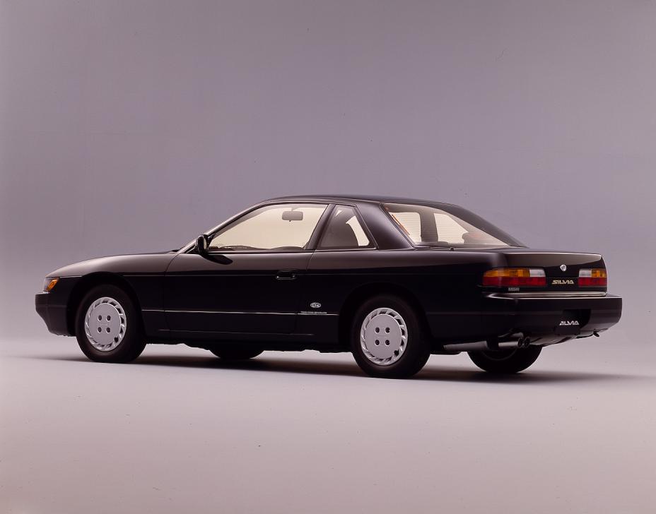 1992_01_NISSAN_SILVIA_Qs_S13