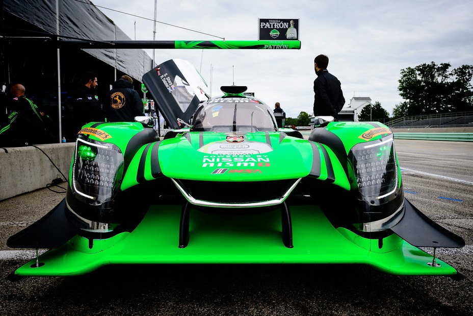 Nissan wins at Road America