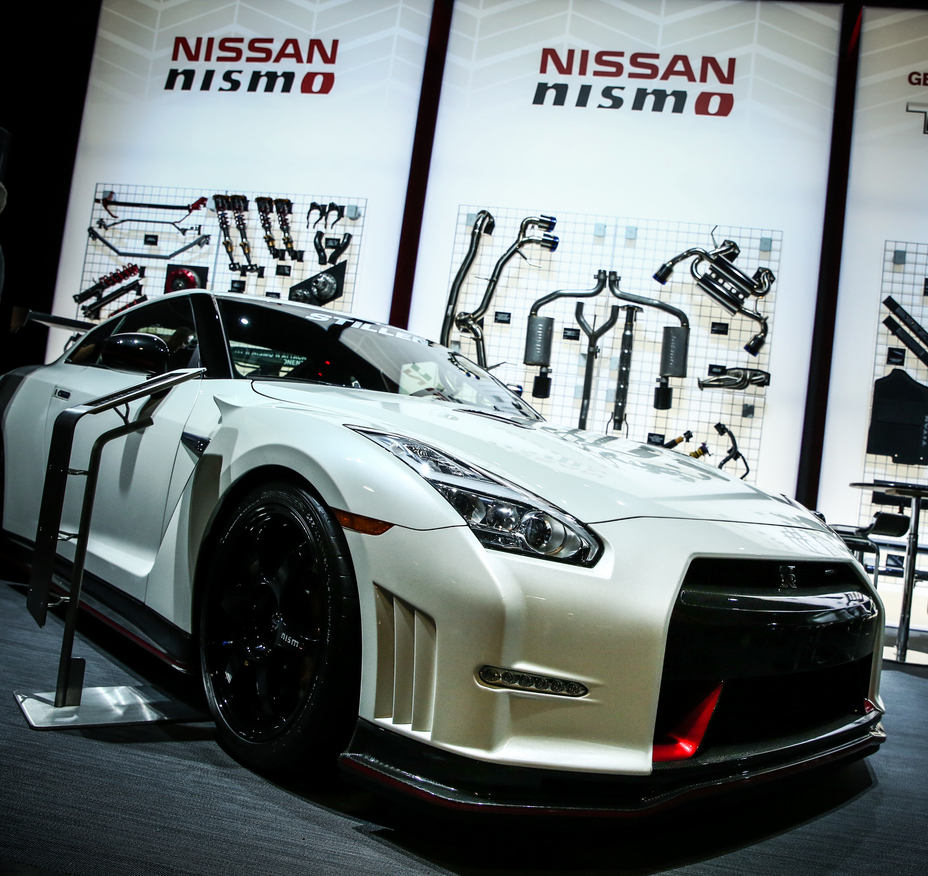 2016 Nissan GT-R NISMO N-Attack Package