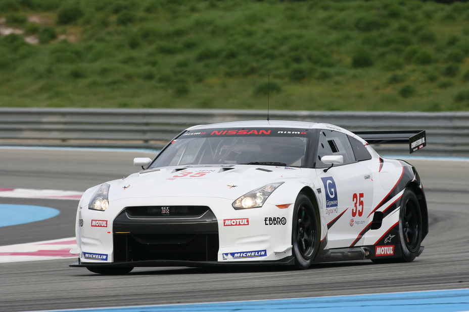 NISSAN GT-R to FIA GT1 specification unveiled at Paul Ricard