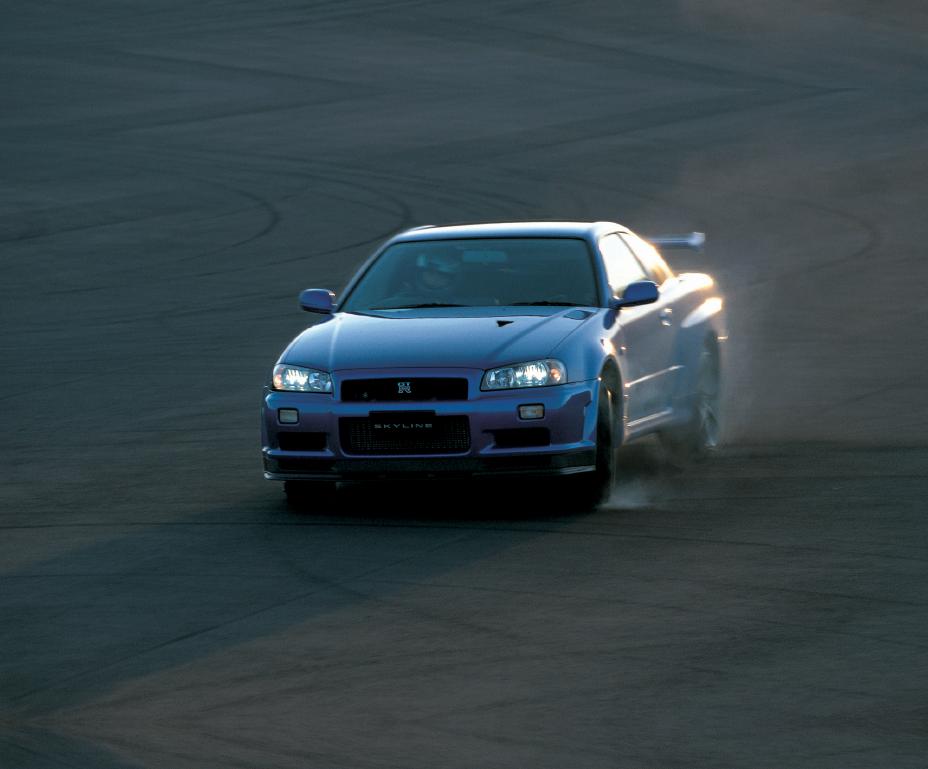 1999_01_Skyline_GT-R_BNR34
